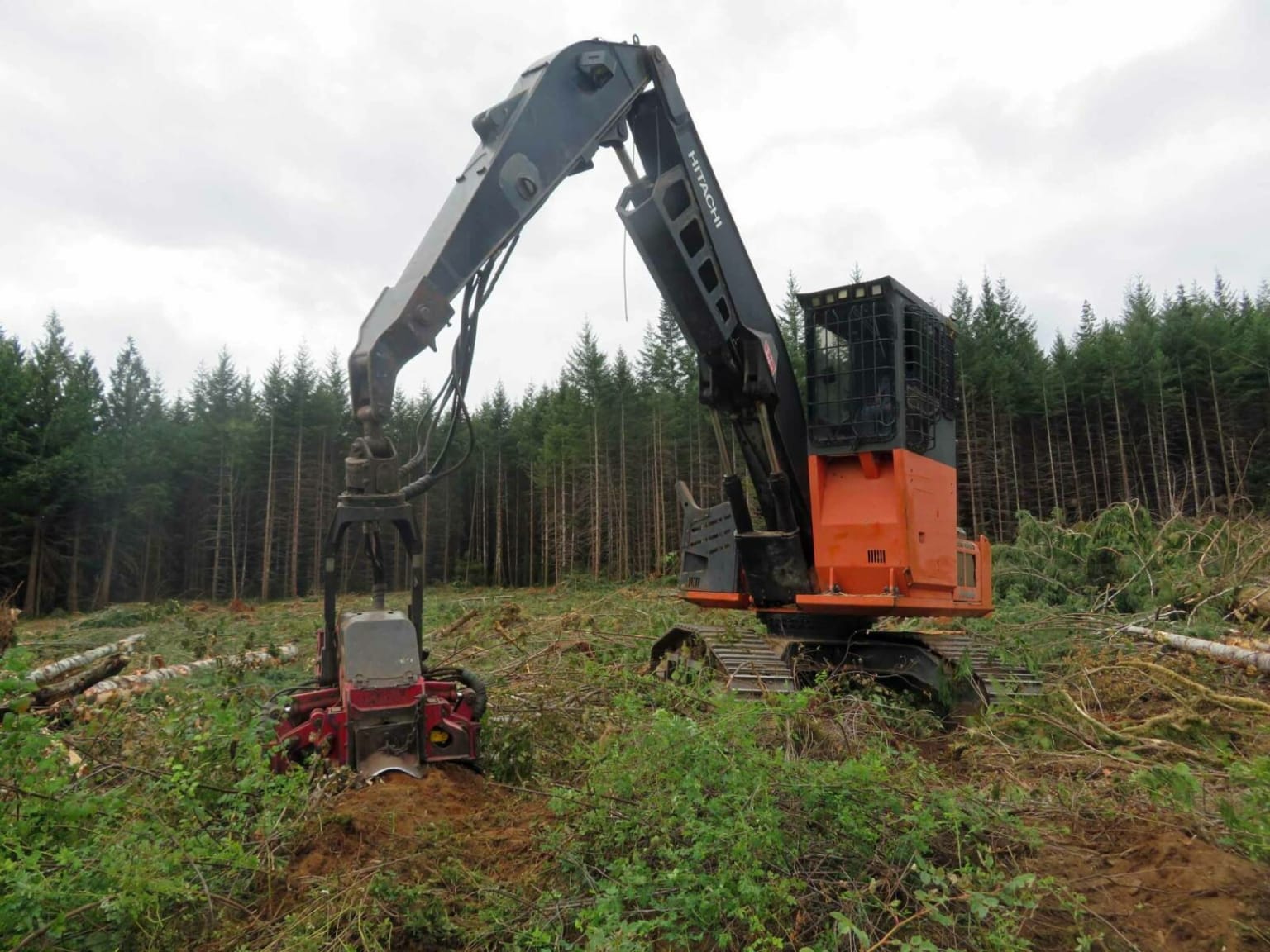 2011 Hitachi ZX290F-3 Processor - Forestech Equipment Ltd.