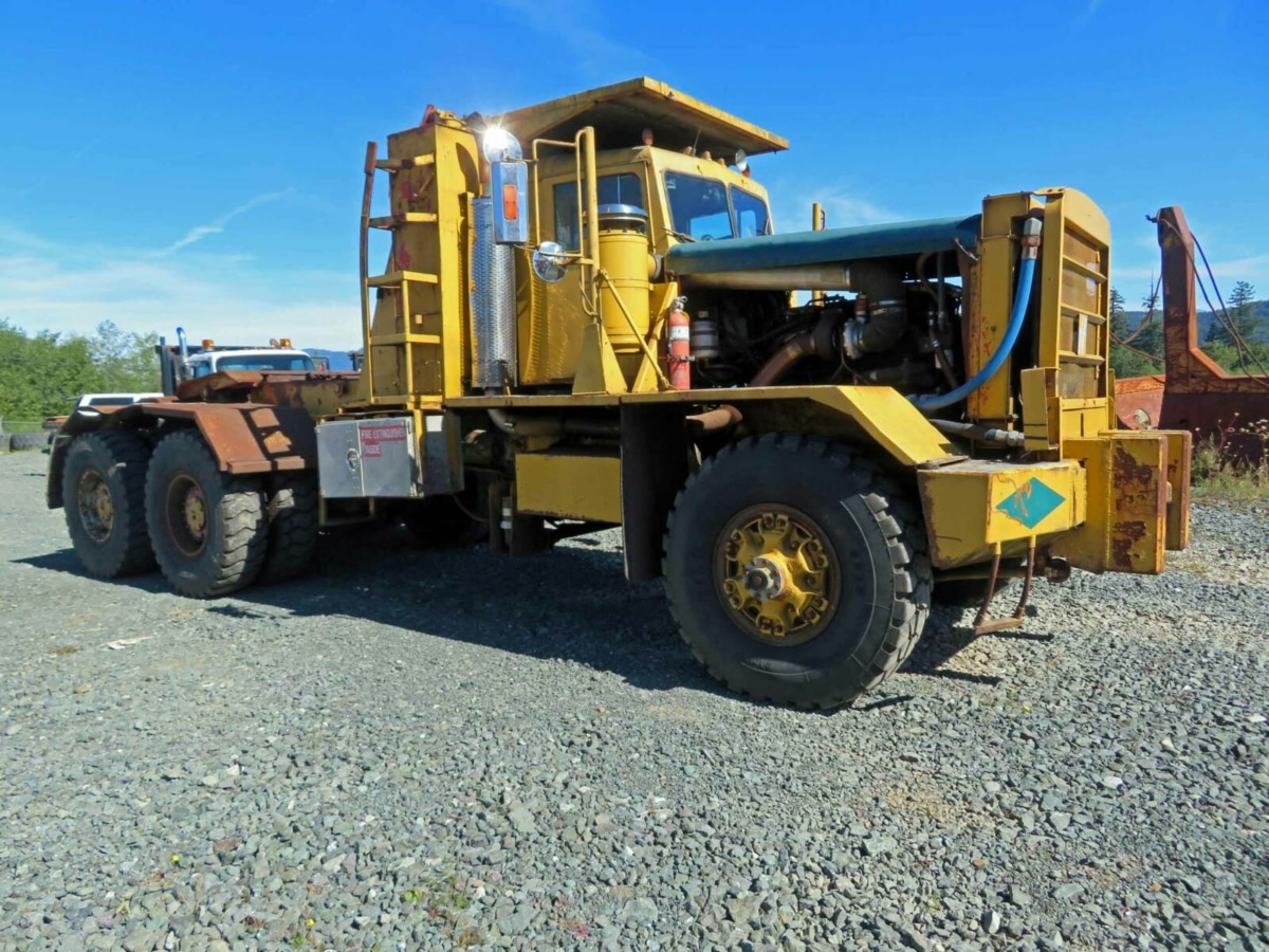 Hayes HDX Pre Load Off Highway Truck Tractor - Forestech Equipment Ltd.