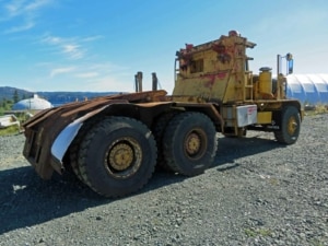 Hayes HDX Pre Load Off Highway Truck Tractor - Forestech Equipment Ltd.