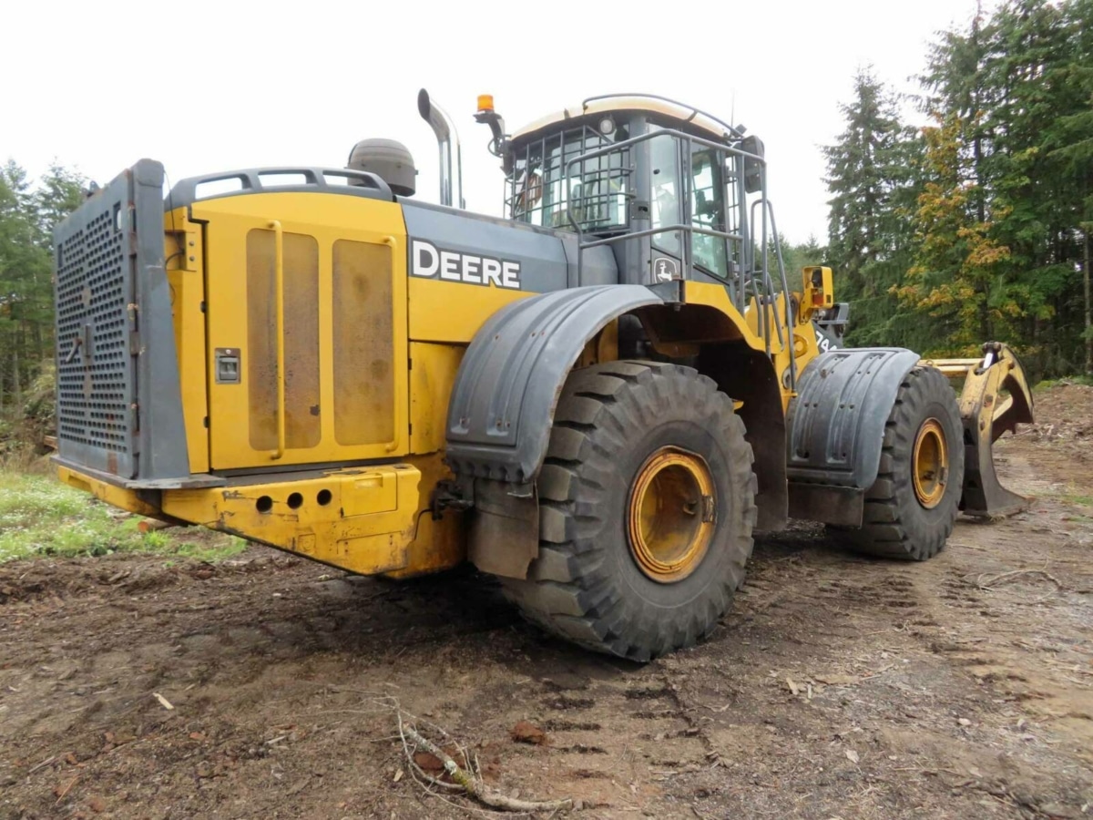 2014 John Deere 744K Wheel Loader - Forestech Equipment Ltd.