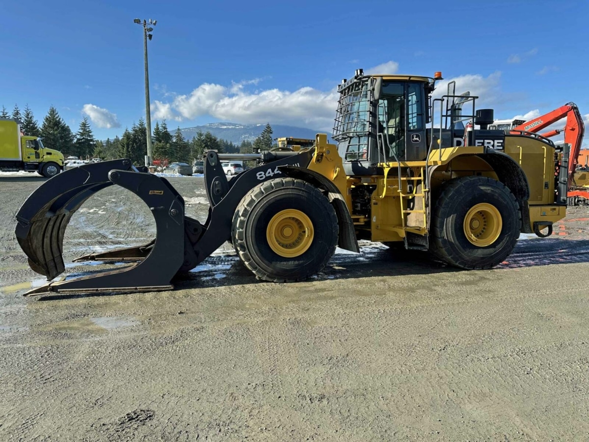 2019 John Deere 844K-III Wheel Loader - Forestech Equipment Ltd.