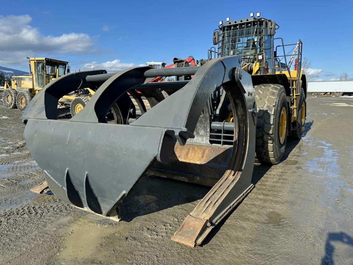 2019 John Deere 844K-III Wheel Loader - Forestech Equipment Ltd.