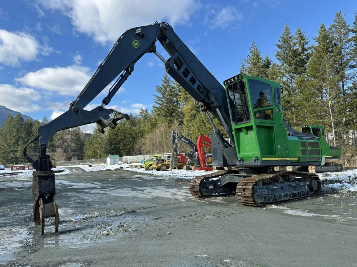 2017 John Deere 3756G Heel Boom Log Loader - Forestech Equipment Ltd.