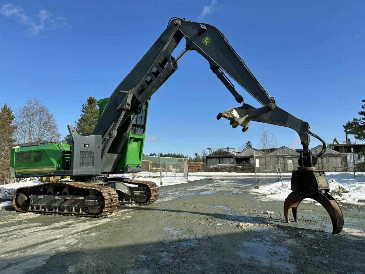 2017 John Deere 3756G Heel Boom Log Loader - Forestech Equipment Ltd.