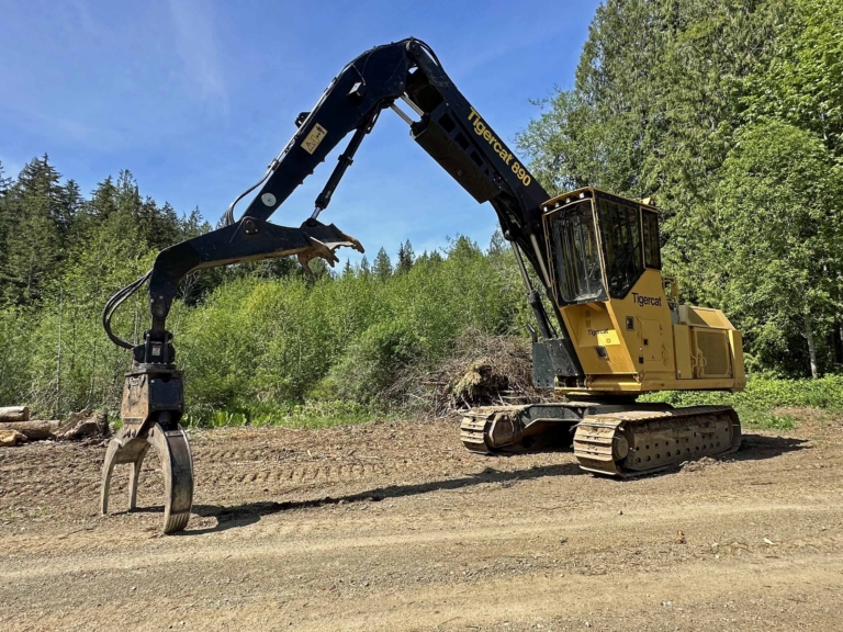 2018 Tigercat 890 Heel Boom Log Loader - Forestech Equipment Ltd.